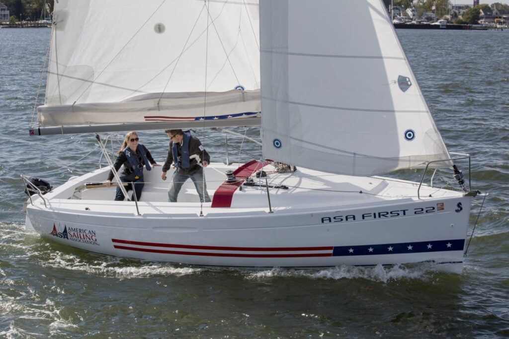 Beginner Sailing Tips from the American Sailing Association - ASA