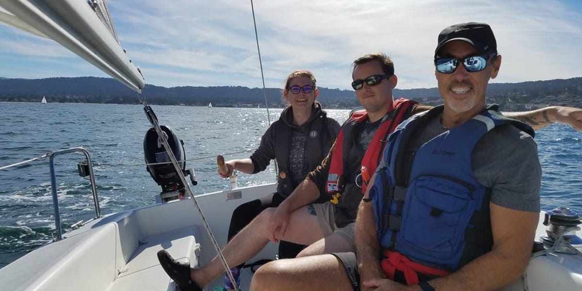 Find An American Sailing School